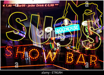 Deutschland Hamburg St. Pauli The Dollhouse-Strip-Club Stockfotografie ...