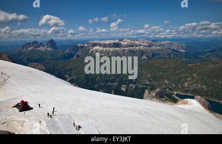 Langkofel-massiv aus Punta Rocca, den Gipfel der Marmolada Seilbahn ...