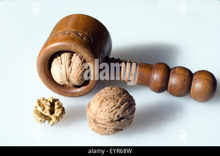 Nussbaum, Blatt / (Juglans Regia) | Walnuss, Blatt / (Juglans Regia ...