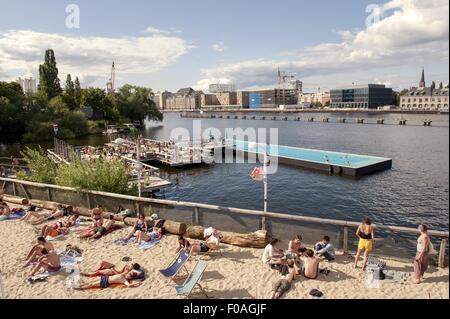 Spree-Pool, schwimmende Schwimmbad in der Spree, Bezirk Treptow, Berlin ...
