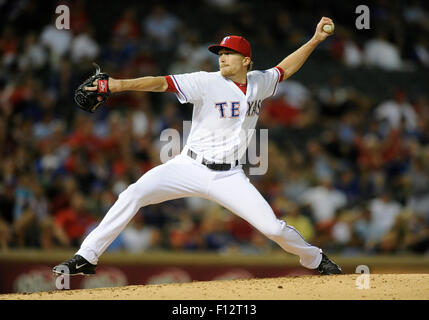 Arlington, Texas, USA. 25. August 2015. Toronto Blue Jays dritte ...