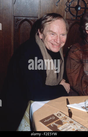 Der Deutsche Schauspieler Willy Harlander Mit Seiner Frau Erika ...