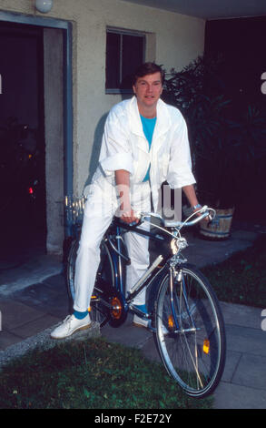 Der Deutsche Schauspieler Und Kabarettist Achim Stritzel Mit Ehefrau ...