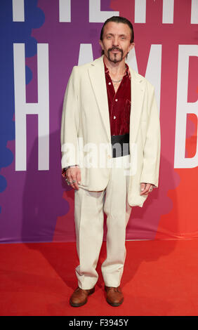 Hamburg, Deutschland. 1. Oktober 2015. Schweizer Schauspieler David ...