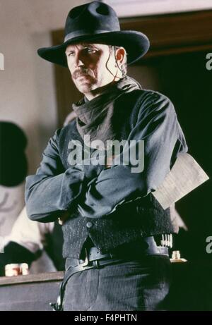WYATT EARP, Kevin Costner, 1994, (c) Warner Brothers/Courtesy Everett ...