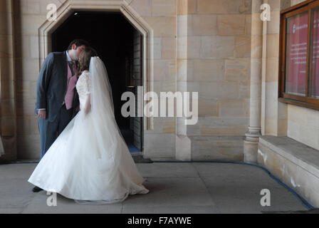 Alex Staines und Cassie Hall, heiratete am selben Tag als Kate ...