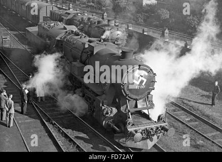 Express Dampflok Lokomotive, Klasse 52 der Deutschen Reichsbahn ...