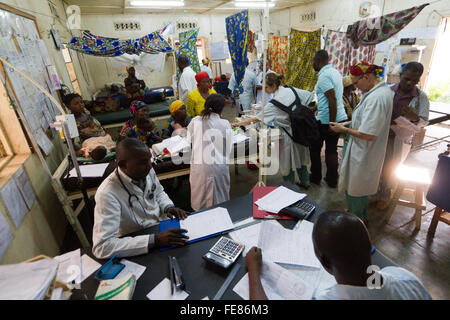 Notaufnahme im Krankenhaus MSF Rutshuru, Provinz Nord-Kivu ...