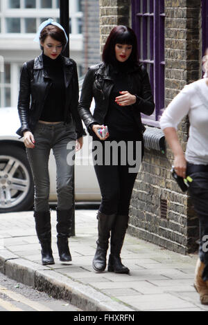 Talulah Riley am Film-set ' St Trinians: The Legend of Fritton Gold ...