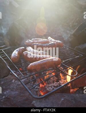 Mahlzeit Am Lagerfeuer