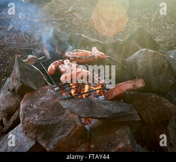 Mahlzeit Am Lagerfeuer