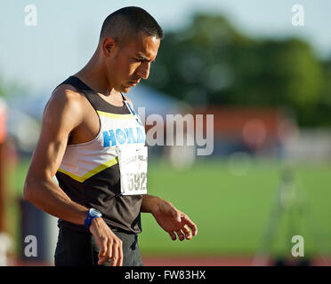31. März 2016: Leo Manzano #5923 bereitet Männer 800 Meter laufen ...