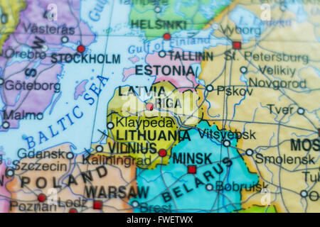 Lettland politische Karte mit Hauptstadt Riga, Landesgrenzen, wichtige ...