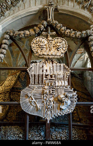 Gesamtansicht von Sedlec Ossuary, Kirche von Knochen in Kutna Hora ...
