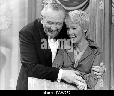 Fernsehansagerin und Moderatorin Hanni Vanhaiden mit Tex Til Erwig ...