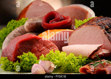 Verschiedene Fleischerzeugnisse einschließlich Schinken und Wurstwaren ...