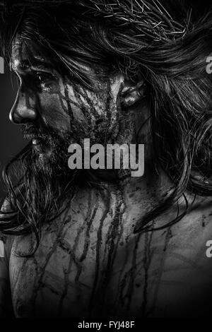 Jesus Christus Kalvarienberg, Mann, Blutungen, Darstellung der Leidenschaft mit der Dornenkrone ...