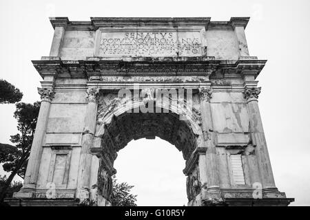 Das Relief des kaiserlichen Triumphes, Titus-Bogen, Rom, Italien ...