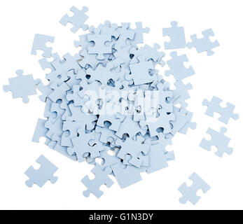 Haufen von weißes leeres Puzzle Stücke Hintergrund Stockfotografie - Alamy