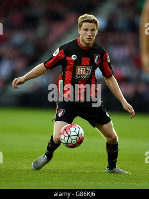 AFC Bournemouth's Eunan O'Kane im Warm Up vor dem Barclays Premier ...