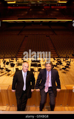 Clive Hollick, Vorsitzender des Kuratoriums der Royal Festival Hall ...