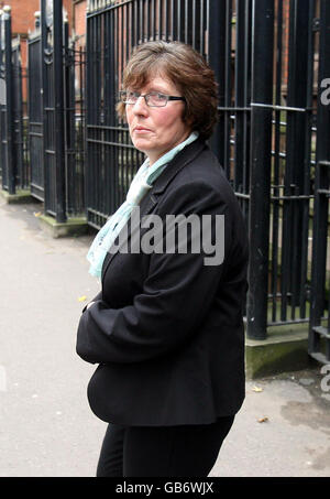 Gleitschirm abheben von der Küste, auf der Düne von Pilat, Dune du ...