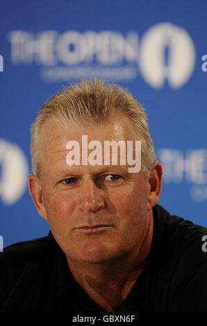 Schottlands Sandy Lyle während einer Pressekonferenz während des ...
