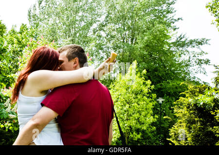 Paar leidenschaftlich küssen Stockfoto, Bild: 14794289 - Alamy