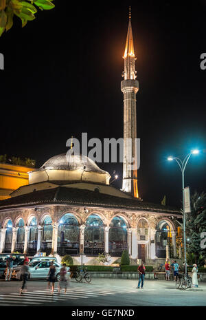 Die Et'hem Bey Moschee in der Nacht auf Skanderbeg-Platz, Tirana ...