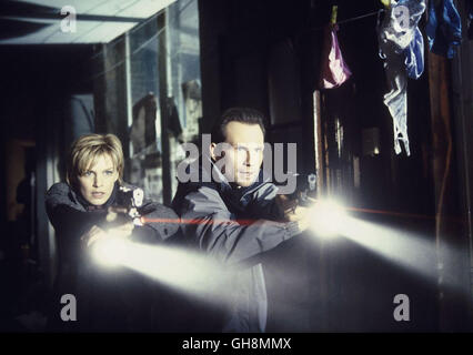 MINDHUNTERS / Mindhunters USA 2003 / Renny Harlin Sara Moore (KATHRYN ...