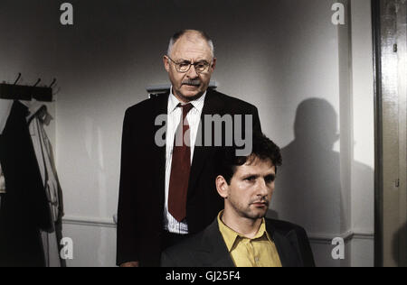 DER ALTE: Ein Schlimmes Ende, D 1992, Regie: Zbynek Brynych, HELMUT ...