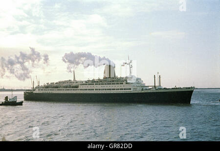 MS Bremen 1960 Stockfotografie - Alamy