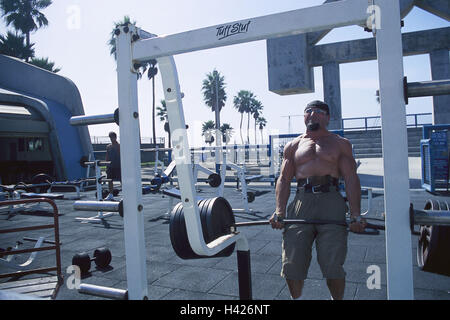 Bodybuilder, Muscle Beach, Venice Beach, Venice, Los Angeles ...