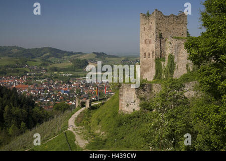 Deutschland, Schwarzwald, Oberkirch, Blick auf die Stadt ...