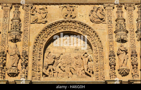Martyrium des Heiligen Stephan, Basrelief an der Fassade des Convento ...