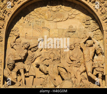Martyrium des Heiligen Stephan, Basrelief an der Fassade des Convento ...