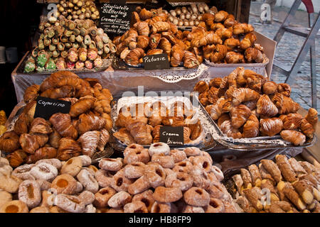 Faire Weihnachtsmarkt auf dem Ludwigsburger, Deutschland einen Stand od ...