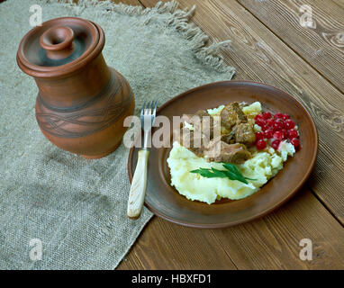 Sautierte Rentier Rehsteak serviert mit Kartoffelpüree und ...