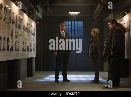 ALCATRAZ (v.l.): Sam Neill, Sarah Jones, Jorge Garcia, "Johnny McKee ...