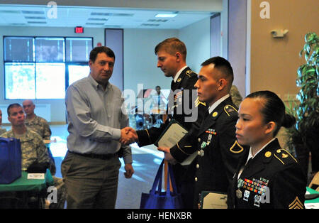 Der private First Class Daniel J. Adell aus Oak Lawn, Illinois ...