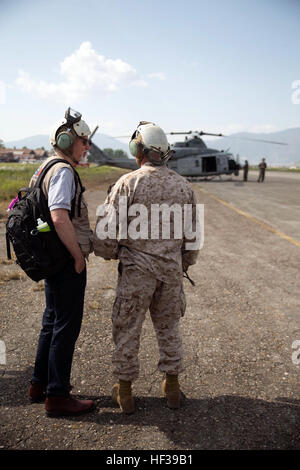 U.S. Marine Brig.Gen. Paul Kennedy, left, Commanding General of the 3rd ...