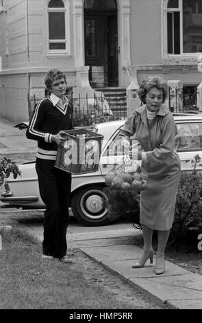 Eine Frau Bleibt Eine Frau, Fernsehserie, Deutschland 1972-1979, Monia ...