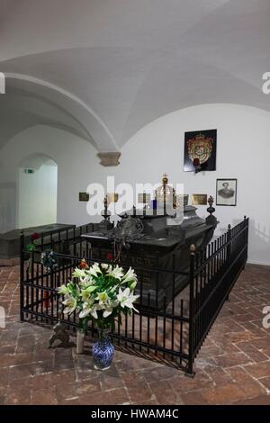 Deutschland, Bayern, München. Die Krypta der Michaelskirche enthält das ...