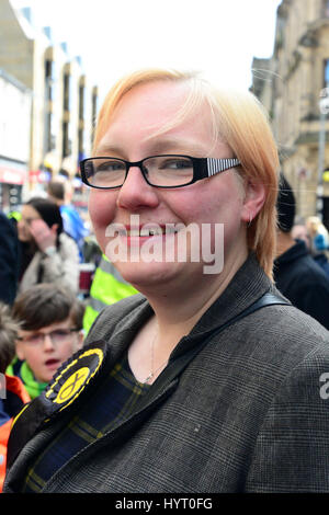 Der Kandidat der Scottish National Party für Dunfermline und Dollar Naz ...