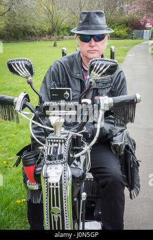 Goth, Gothic themed Mobility Scooter. UK Stockfotografie - Alamy