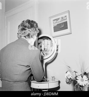 Henriette Ragon, bekannt als Patachou, französische Schauspielerin und ...