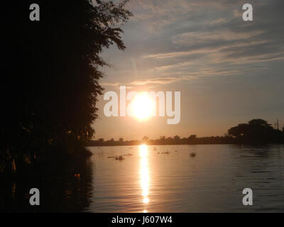 01639 Sonnenuntergänge San Juan Santa Cruz Pambilog San Luis, Pampanga ...