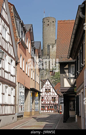 Deutschland, Hessen, Taunus, Eppstein, Altstadt mit Burg Eppstein ...