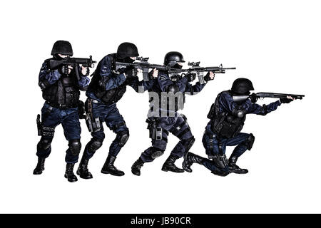 SWAT-Team in Aktion in New Haven CT ein Gebäude zu betreten, nachdem ...