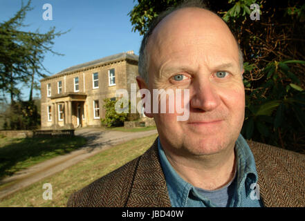 Septimus Waugh, Sohn von Evelyn Waugh, der ist ein Bildhauer und ...